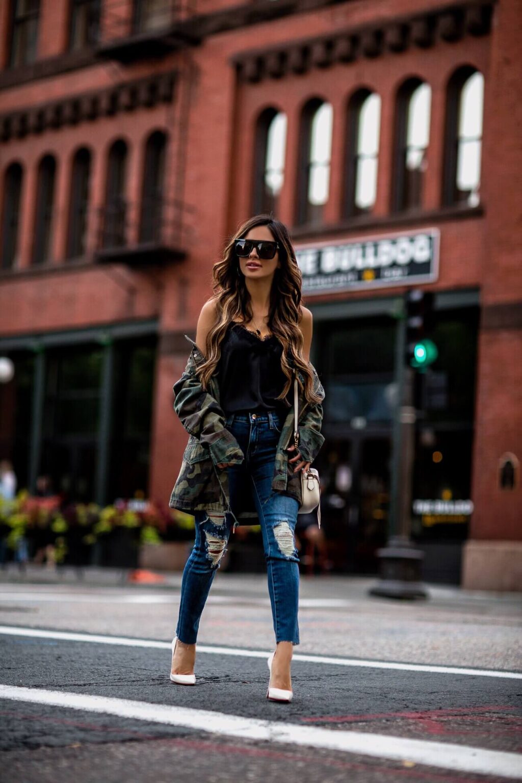 25 Best Denim Jacket Outfit Ideas with Styling Tips