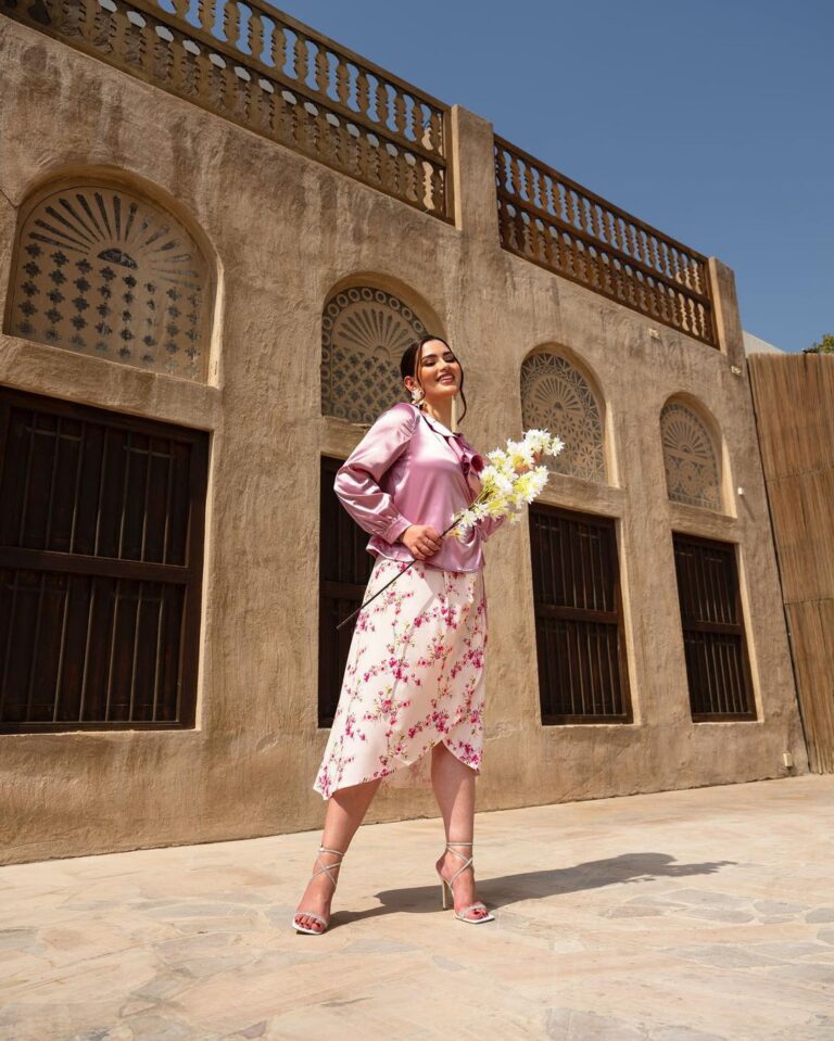 30 Most Popular Dubai Street Style Fashion Ideas – Outfit Trends