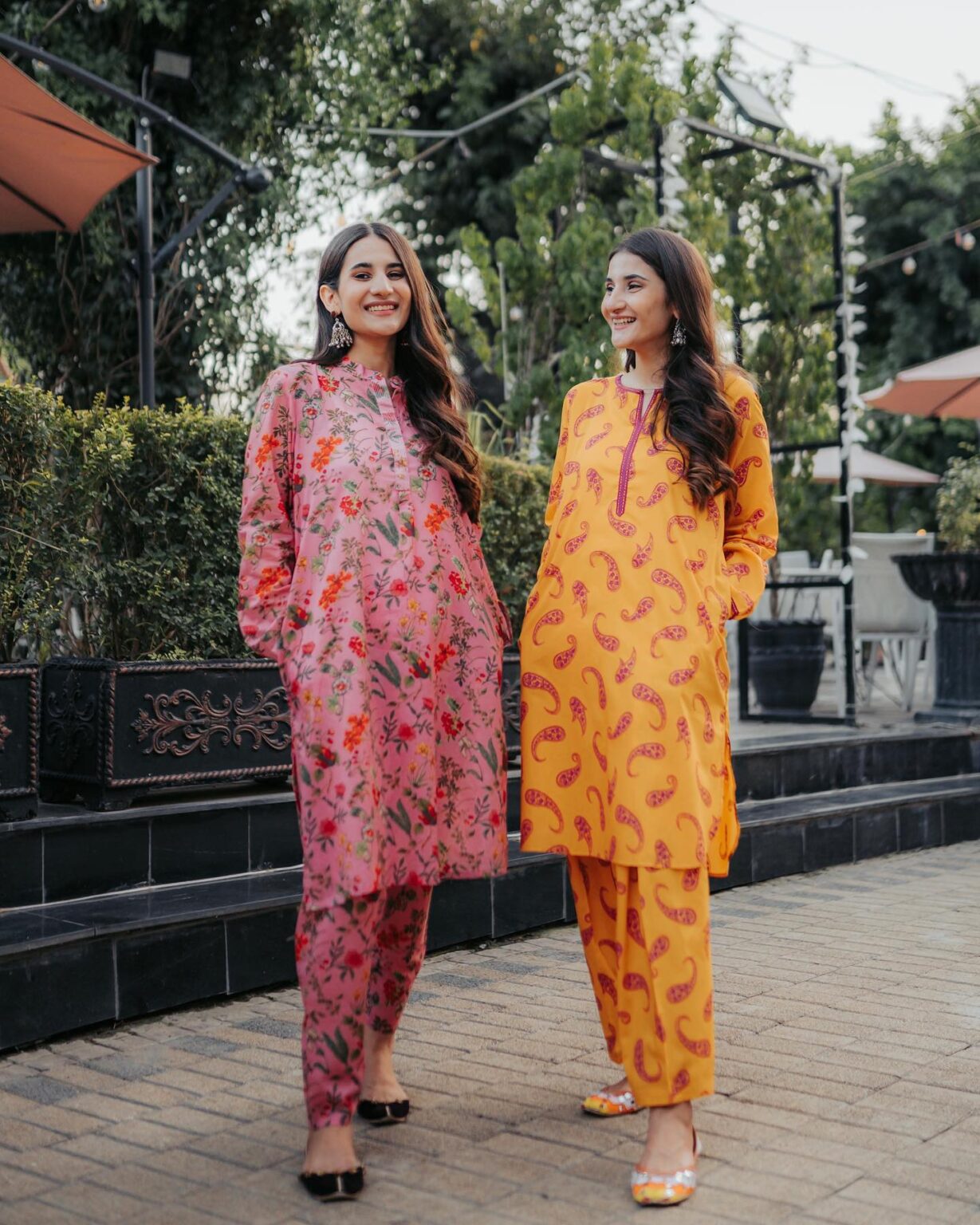 15 Best Kurta Styles For Women & Ideas to Wear