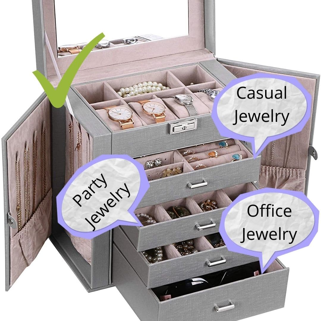 What Jewelry to Wear for Work? 19 Ideas