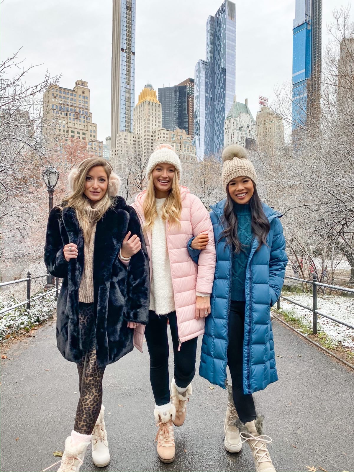 30 Best December Outfit Ideas For Women with Styling Tips
