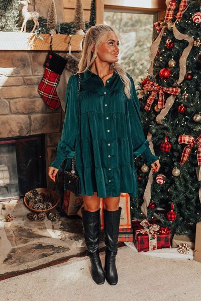 30 Best December Outfit Ideas For Women with Styling Tips