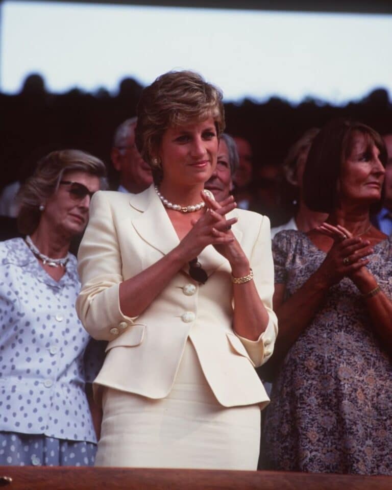 What to Wear at Wimbledon? 25 Outfit Ideas for Women