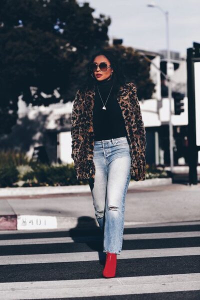 What to Wear with Red Ankle Boots? 18 Outfit Ideas