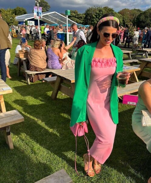 What To Wear At The Races – 20 Dress Code Guide & Tips – Outfit Trends