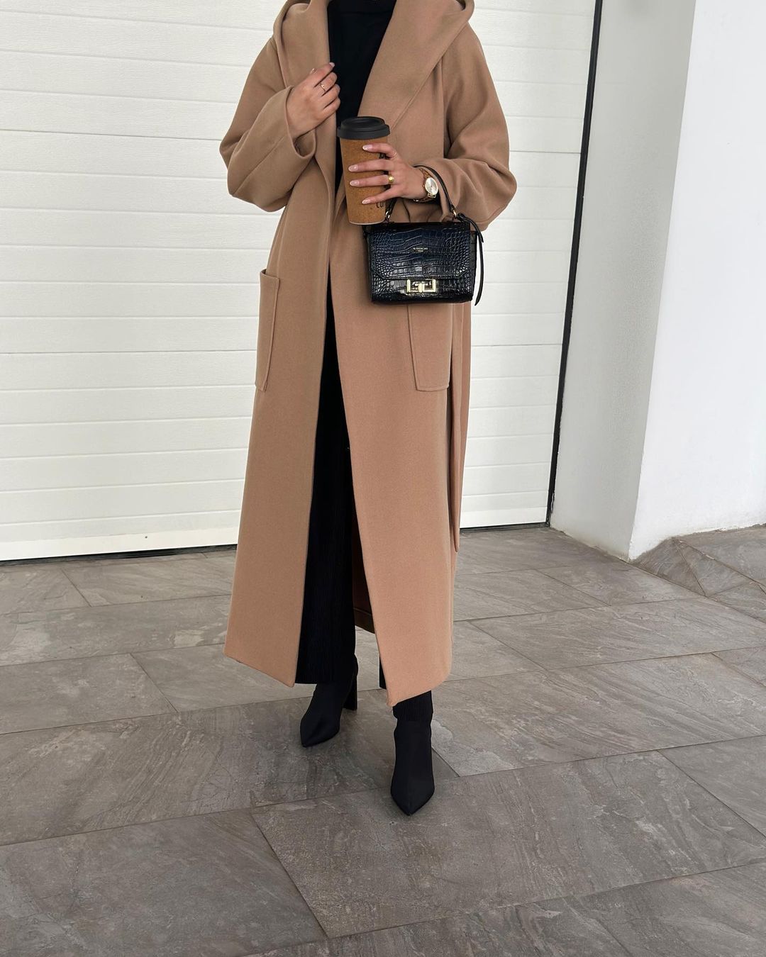 What To Wear In Qatar? 25 Best Outfit Ideas with Stying Tips