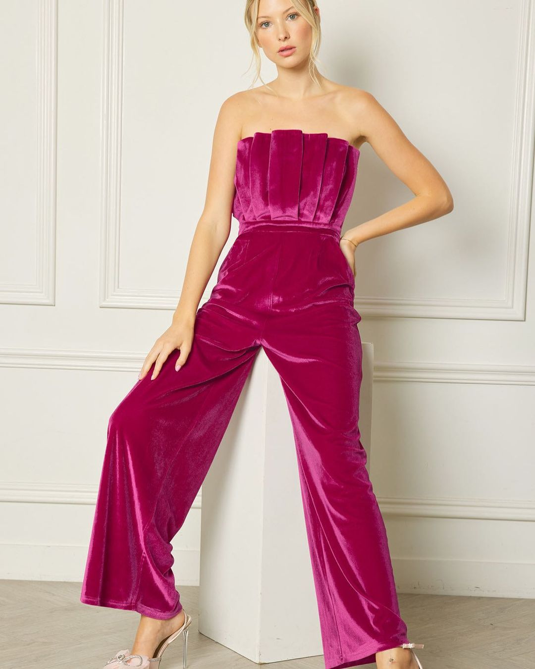 20 Best Pink Jumpsuit Outfit Ideas & Styling Tips