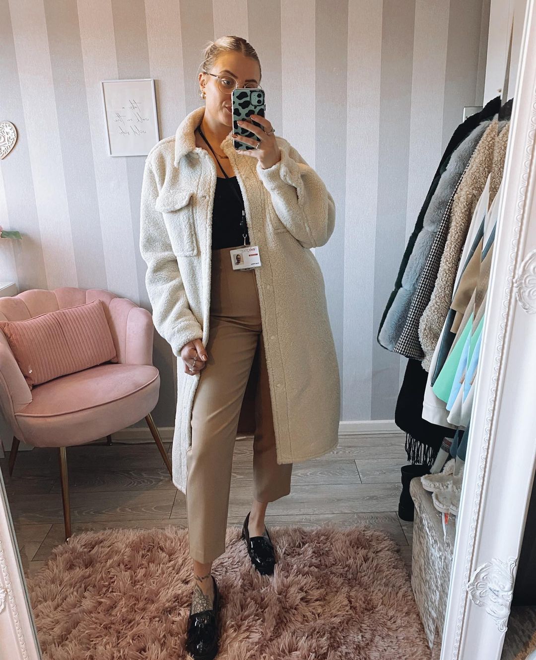 20 Super Cool Shacket Outfit Ideas with Styling Tips – Outfit Trends