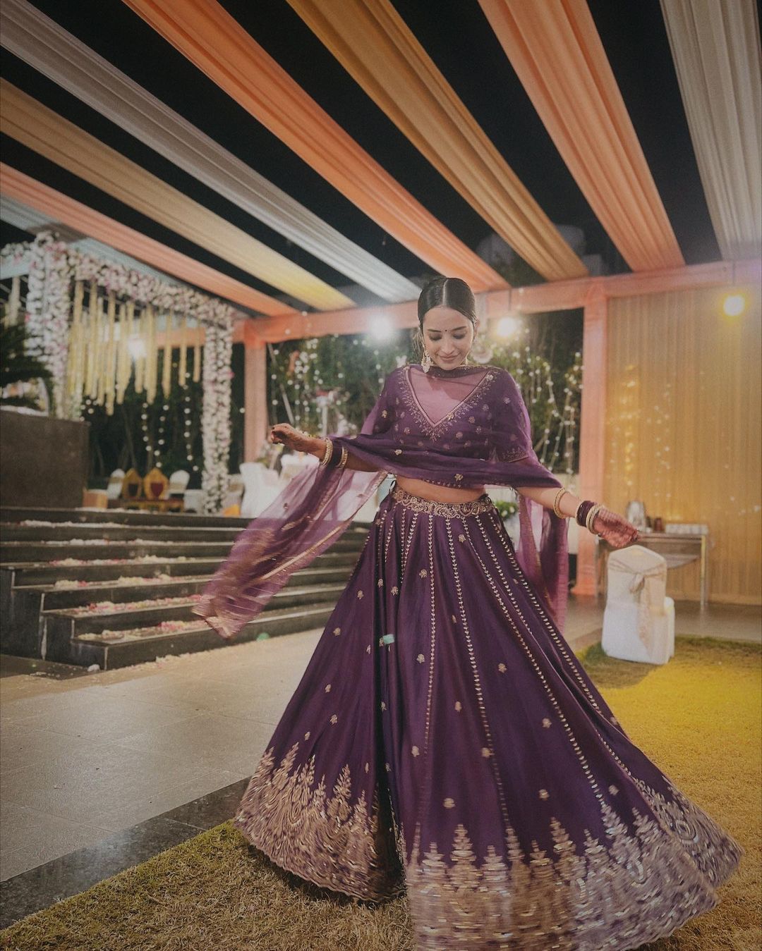 20 Best Durga Puja Outfits And Tips On How To Style Them