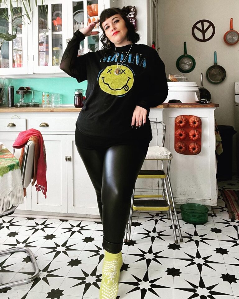 20 Best Plus Size Concert Outfits and Tips on How To Wear Them