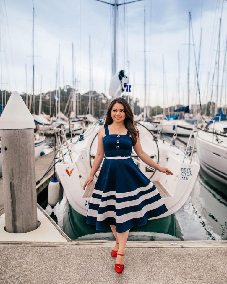 What To Wear To A Nautical Themed Party? 20 Tips & Outfits