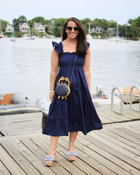 What To Wear To A Nautical Themed Party? 20 Tips & Outfits