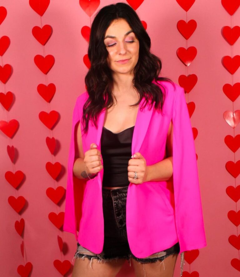 20 Stylish Pink Jacket Outfits You Need to Try