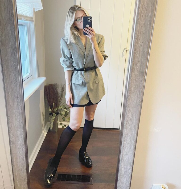 How To Dress For Class Presentation? 20 Outfit Ideas