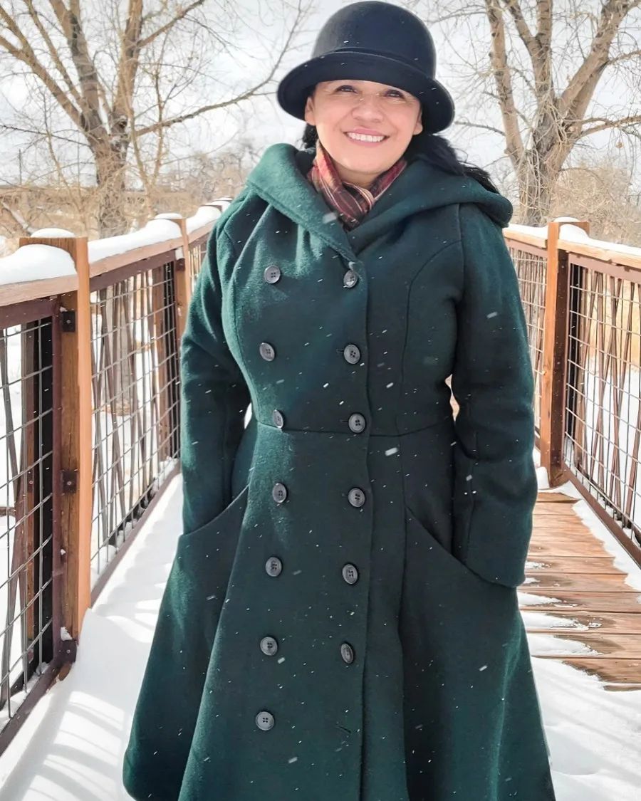 Long Wool Coat Outfit Ideas - 22 Ways To Style Them