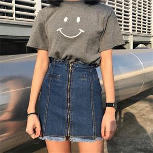 Retro Outfit Ideas 18 Tips on How to Dress Retro This Year