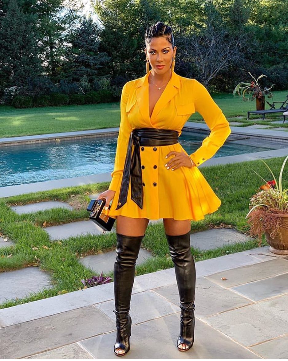 20 Best Black & Yellow Outfit Ideas for Every Occasion