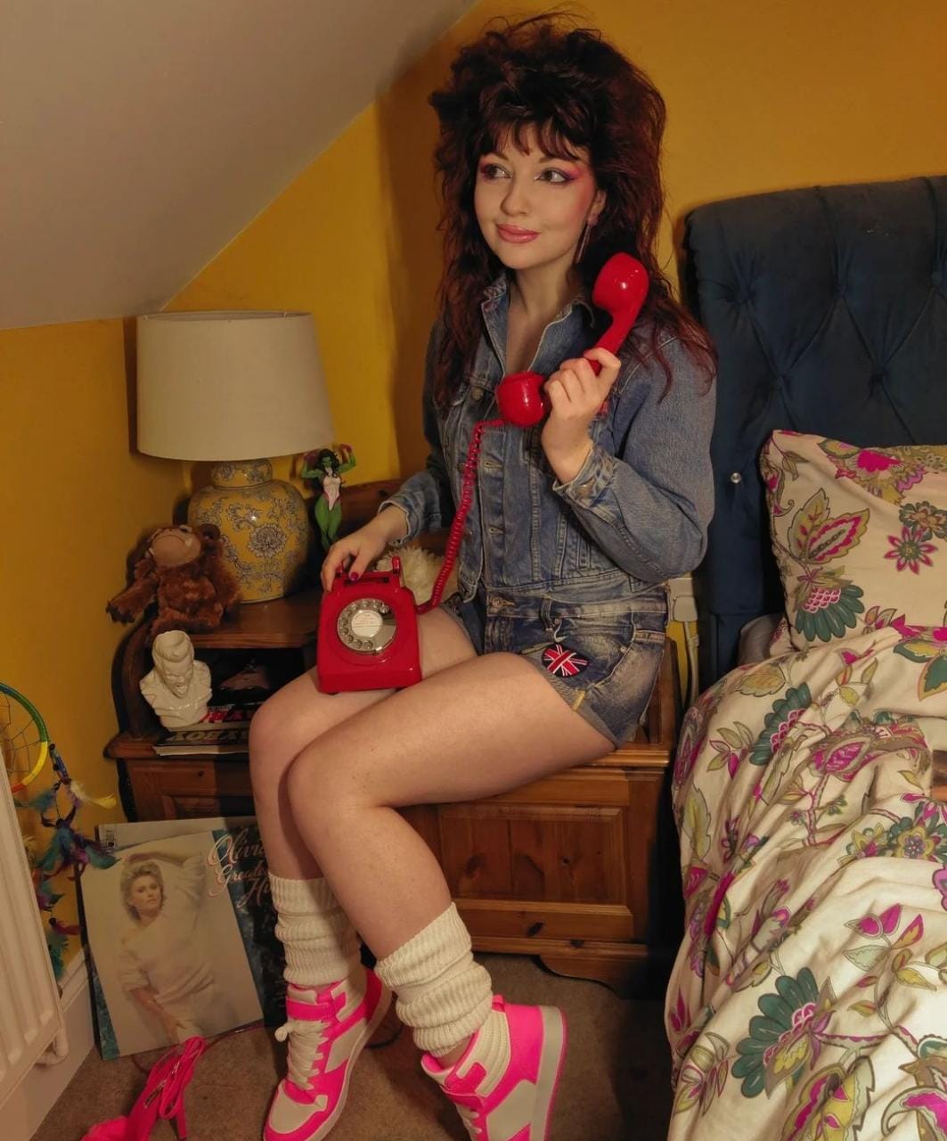 Retro vs. Vintage vs. Antique Clothing - Simple Differences