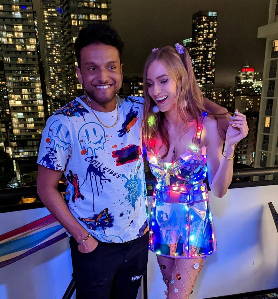 50 Best Glow In The Dark Outfits to Try