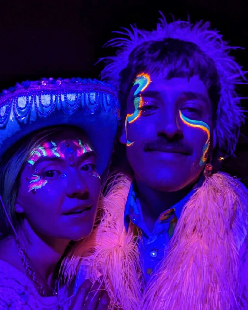 50 Best Glow In The Dark Outfits to Try