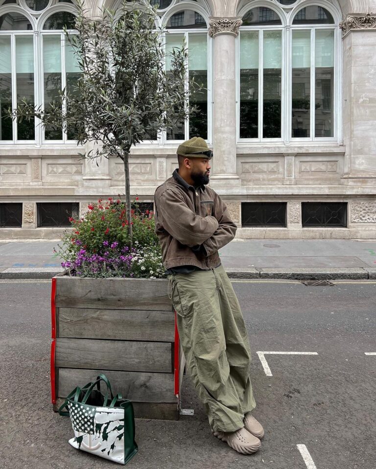 34 Amazing Croc Outfit Ideas for Men