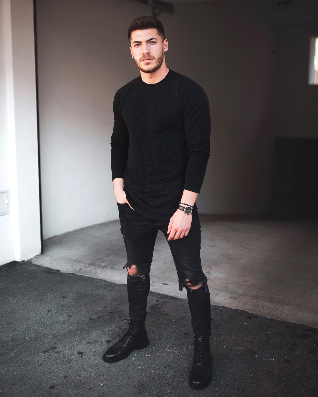 What to Wear to a Nightclub? 5 Tips for Men