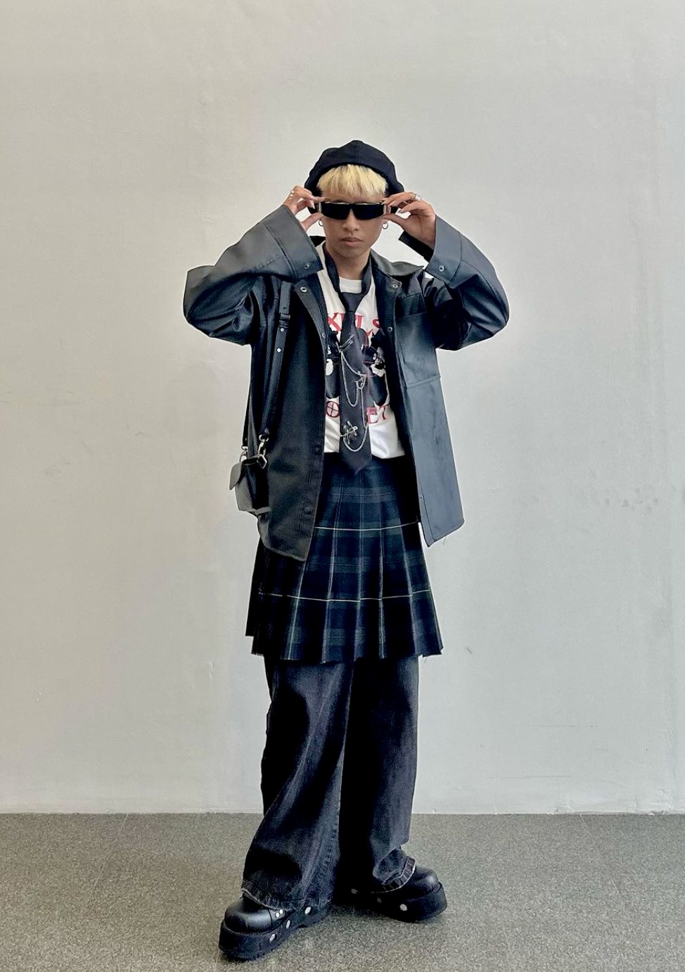 36 Goth Outfit Ideas For Men with Styling Tips