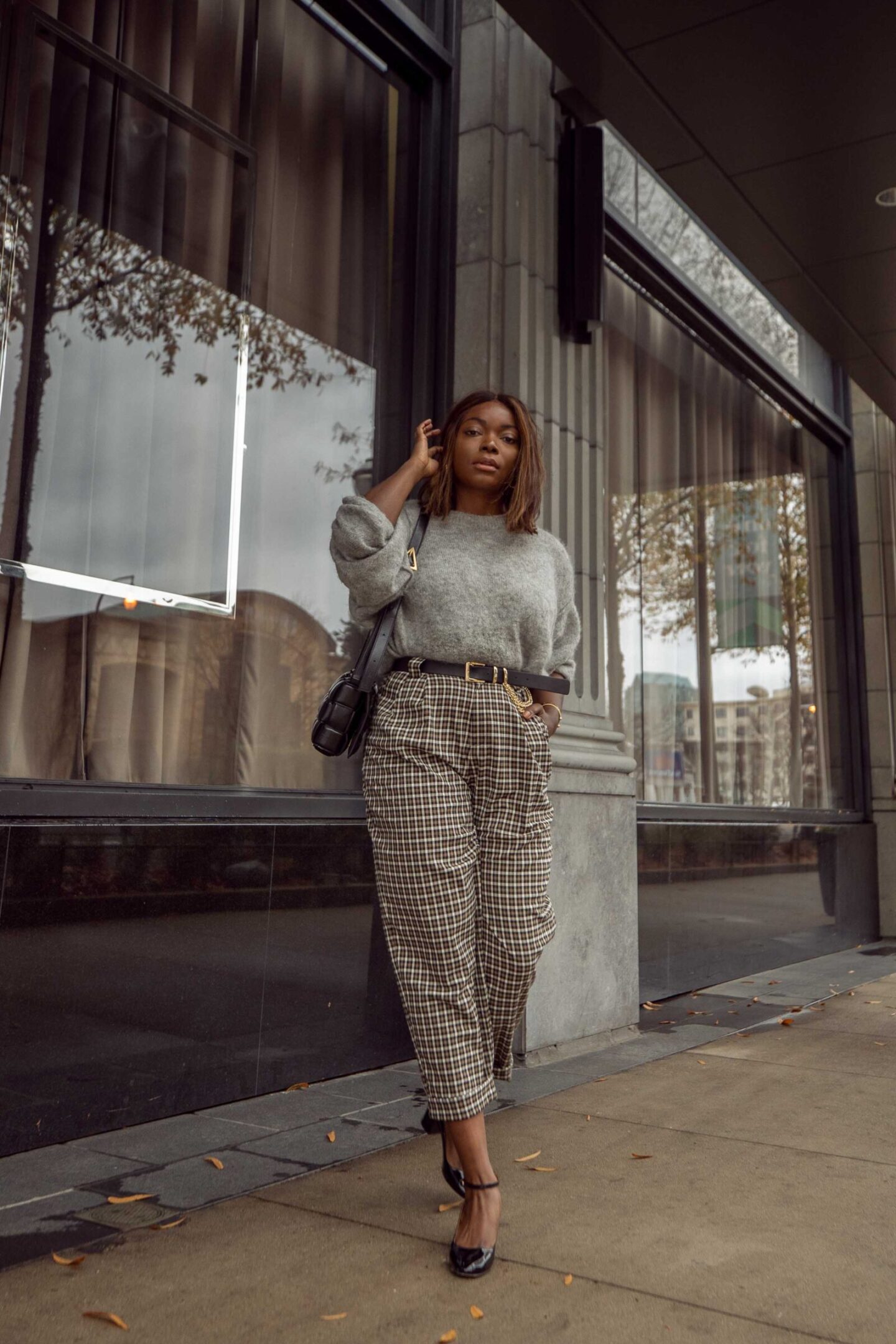15 Types of Pants that Women Must-Have in Their Wardrobes