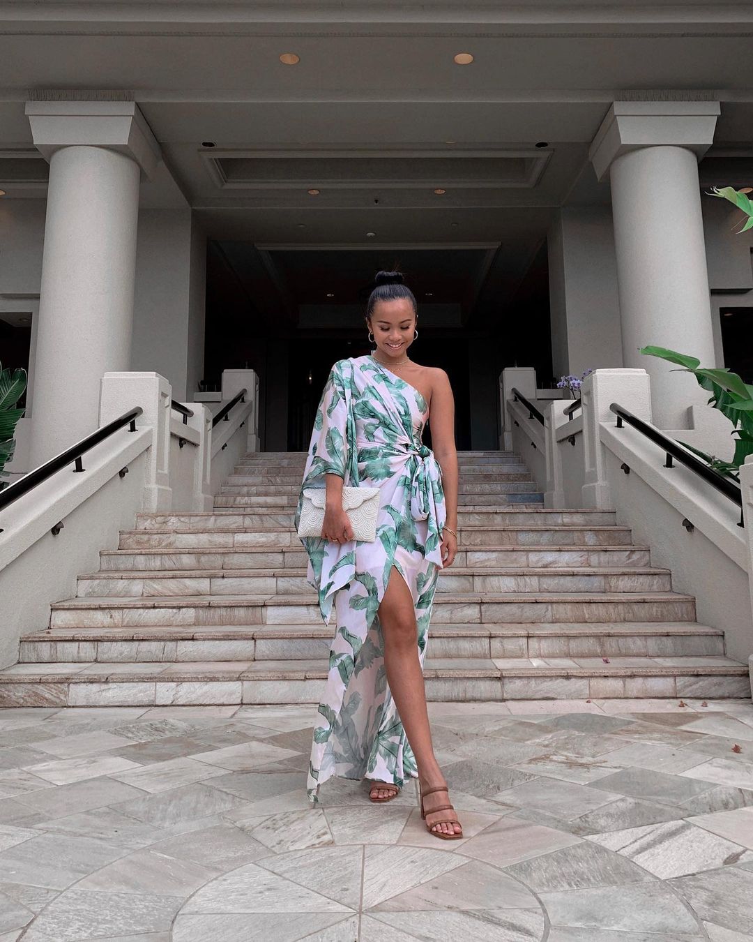 What to wear in Maui? 13 Outfit Ideas + Packing List