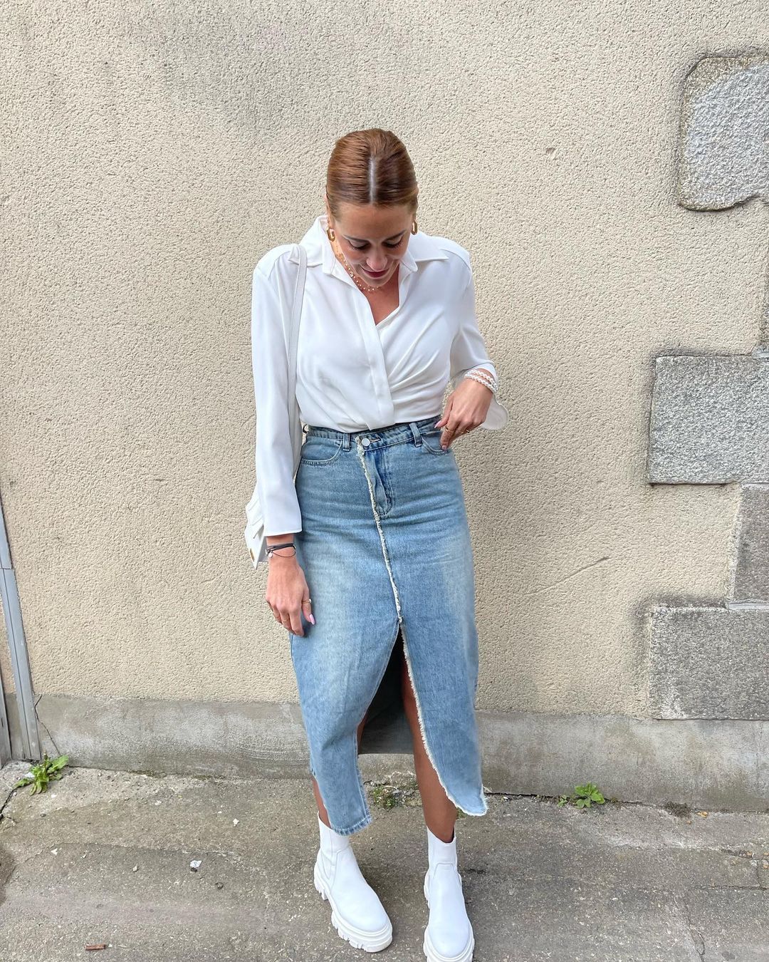 15 Long Denim Skirt Outfit Ideas to Try This Year