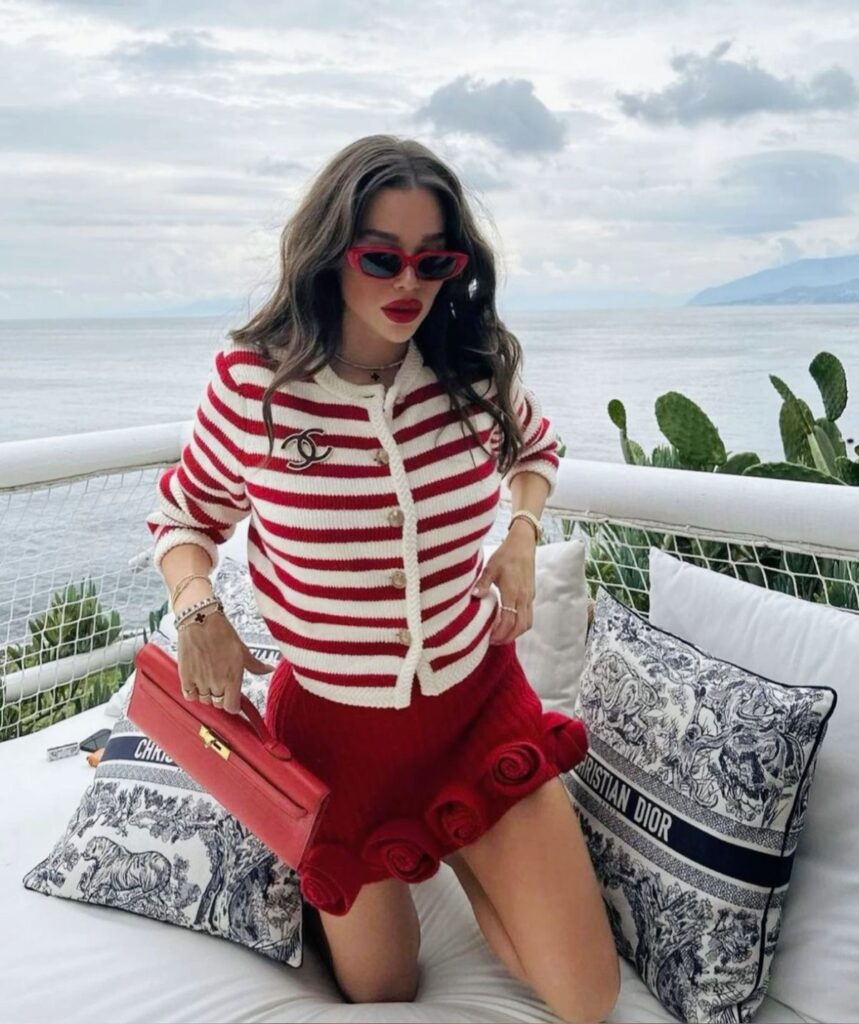 How to Dress as a Preppy Girl? 31 Outfit Ideas & Styling Tips