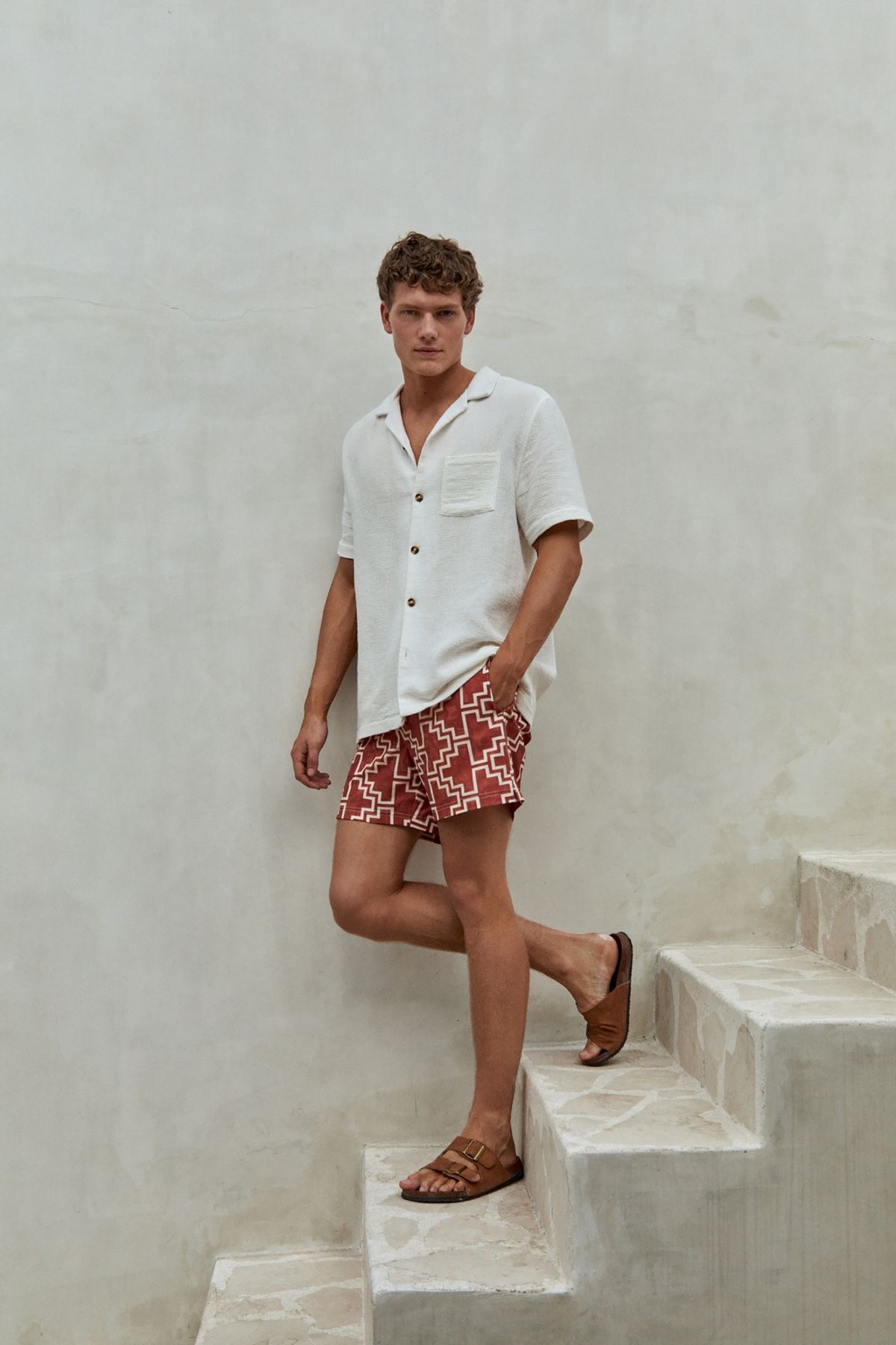 33 Best Beach Outfits for Men: What to Wear at the Beach?