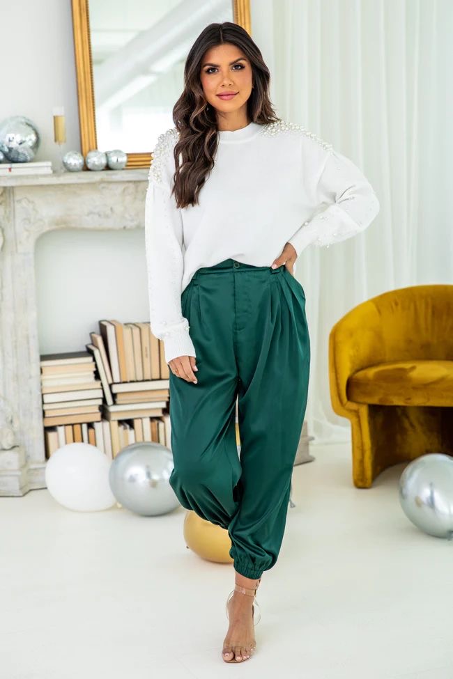 19 Best Jogger Pants Outfit Ideas with Styling Tips