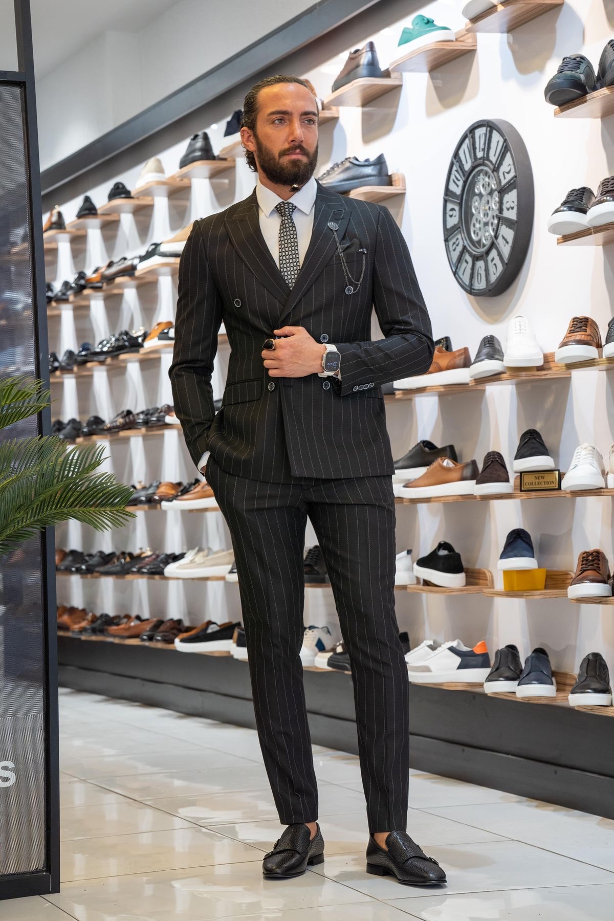 Striped Suits For Men: 20 Best Ways To Wear Pinstripe Suits