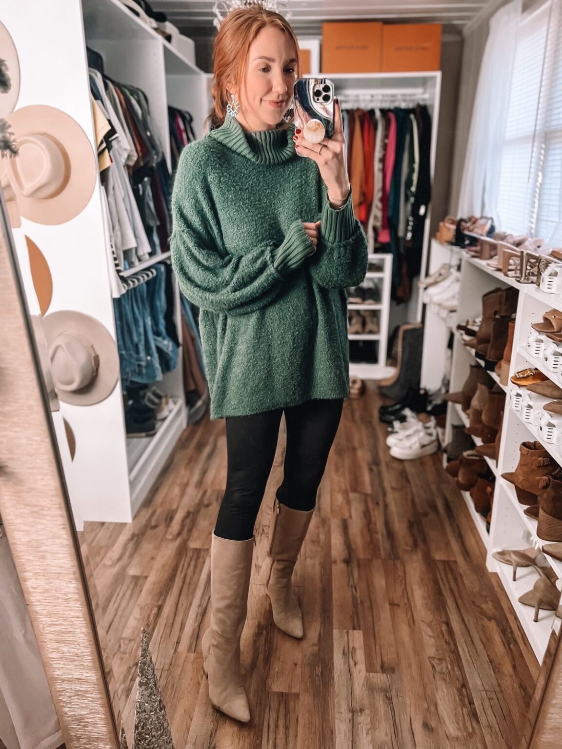 28 Best Turtleneck Outfit Ideas with Styling Tips