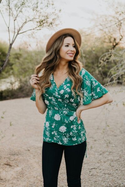 23 Best Outfit Ideas for September with Styling Tips