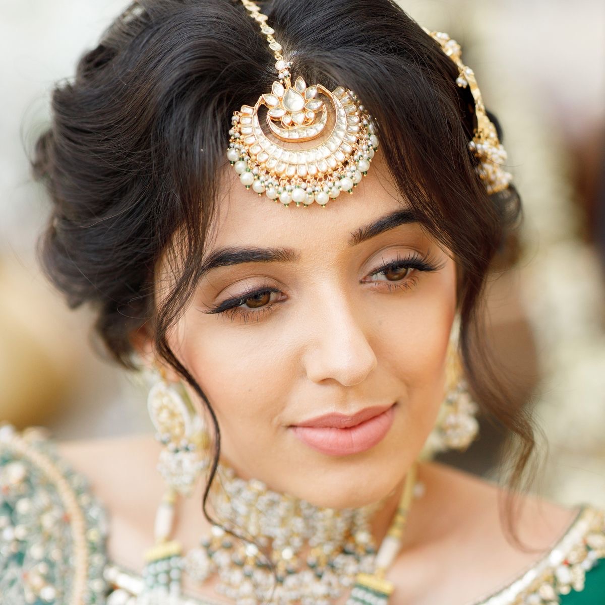 21 Best Maang Tikka Designs & Ideas How to Wear – Outfit Trends