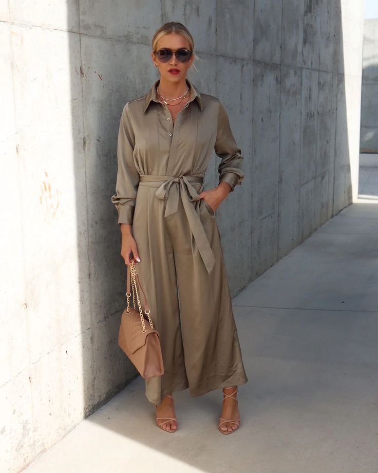 22 Best Sunday Brunch Outfit Ideas with Styling Tips