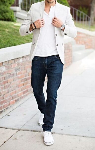 33 Best Men’s Outfits with Vans with Styling Tips