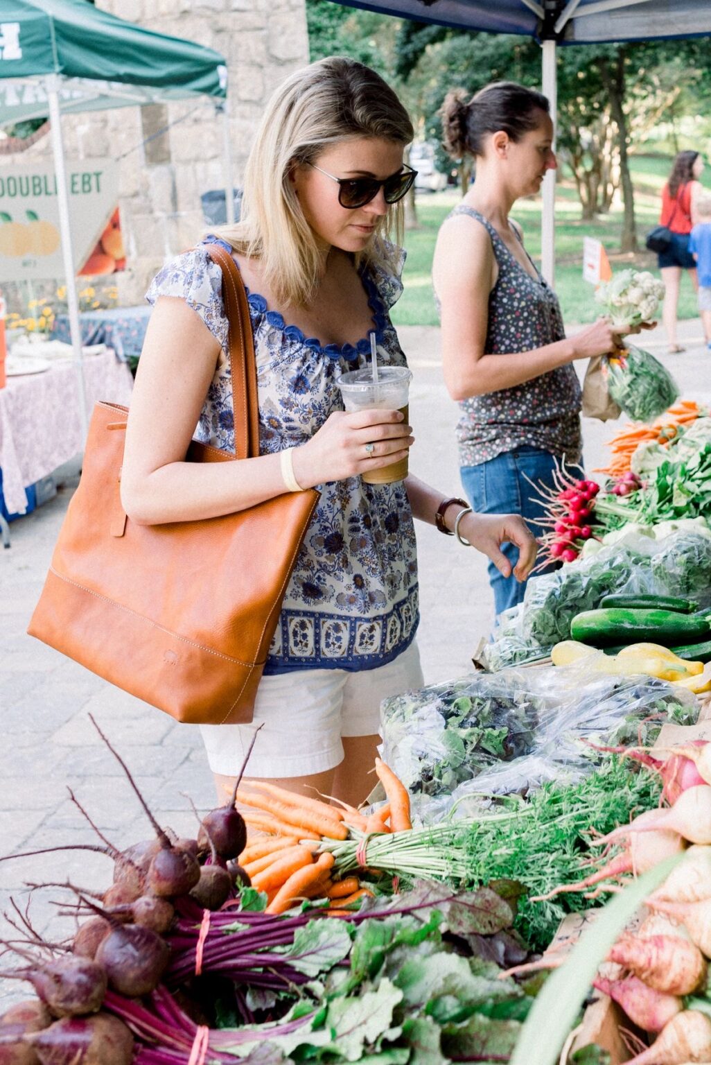 What to Wear to Farmer’s Market? 40+ Outfit Ideas