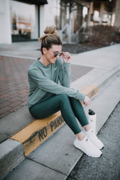 28 Dope Outfits for Girls to Bring your Swag Back