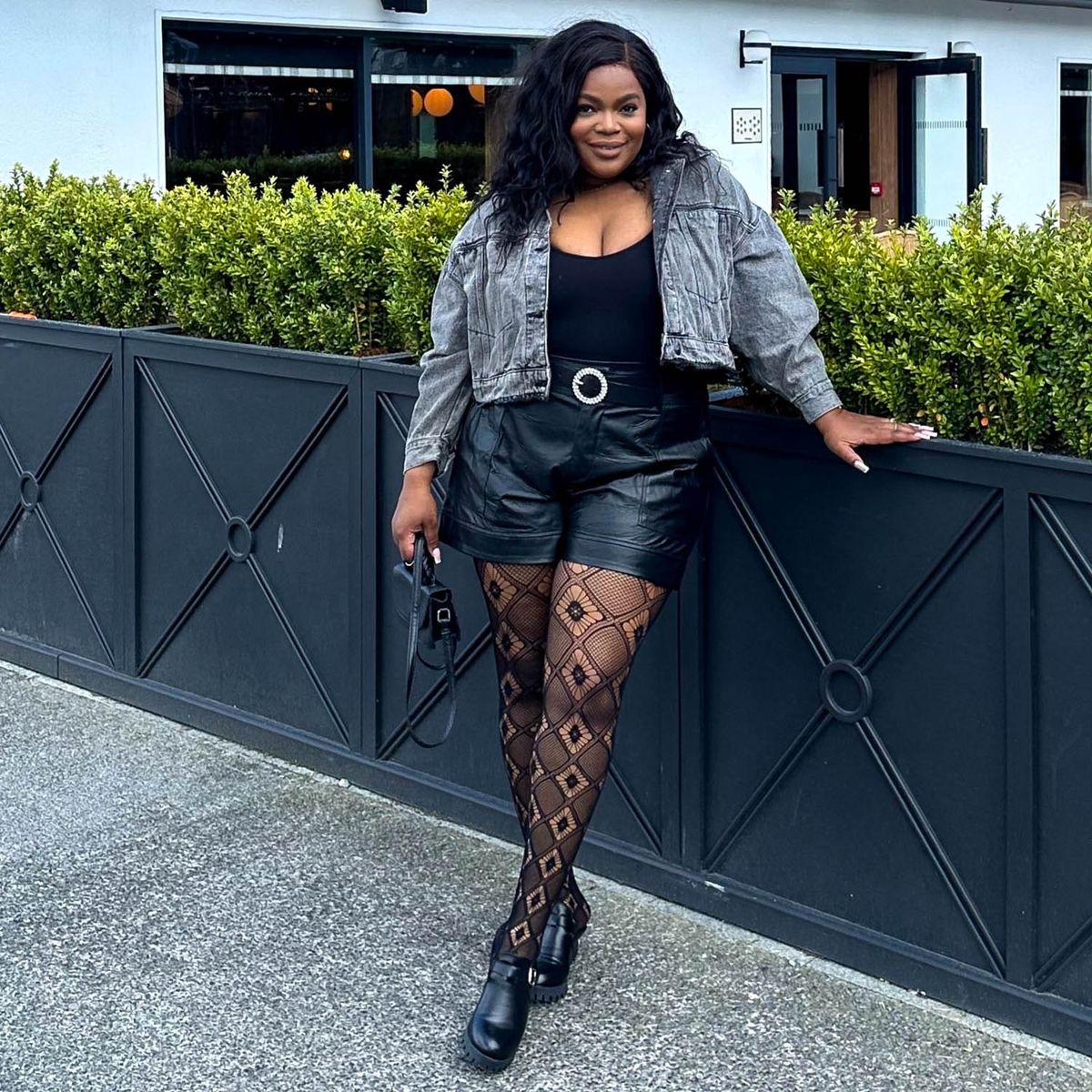 How To Style Fishnet Leggings ? 20 Stylish Outfit Ideas