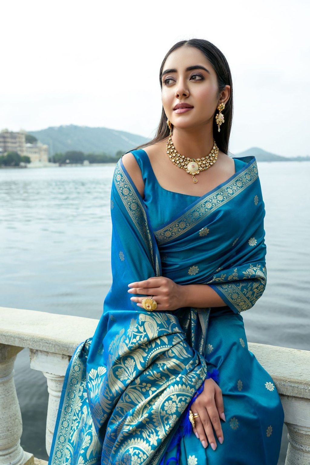 How To Wear South Indian Saree - 20 Designs And Styling Tips