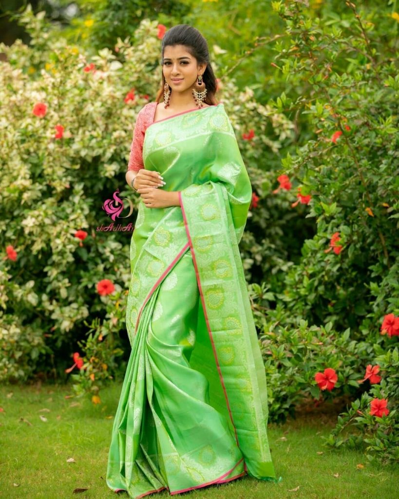 How To Wear South Indian Saree - 20 Designs And Styling Tips