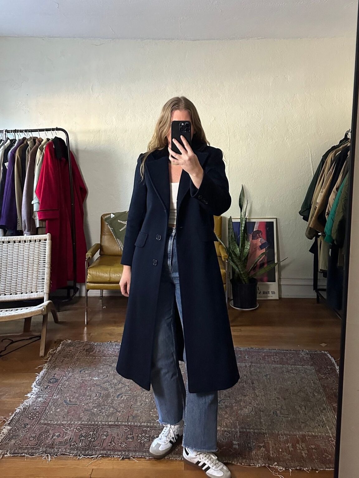Styling Blue Coats | 25 Outfits to Wear with Navy Blue Coats