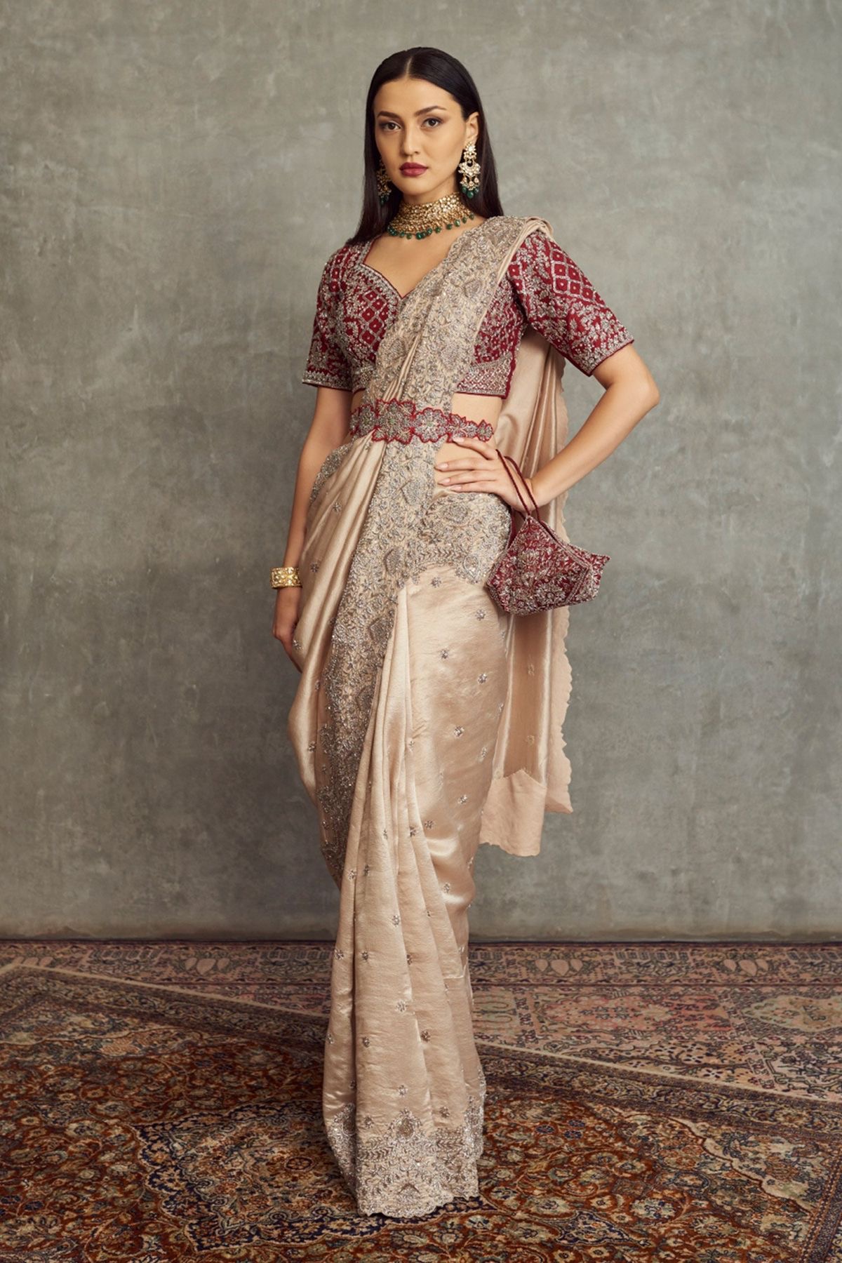 How to Wear Sarees With Belts – 30 Tips And Tutorial
