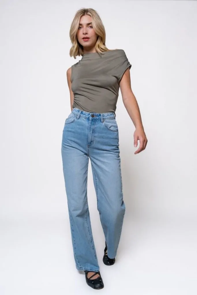 How To Wear Cowlneck Tops? 20 Outfit Ideas To Try