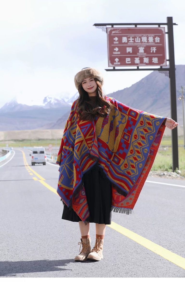 Shawl Outfit Ideas: 32 Ways to Carry a Shawl Like A Diva