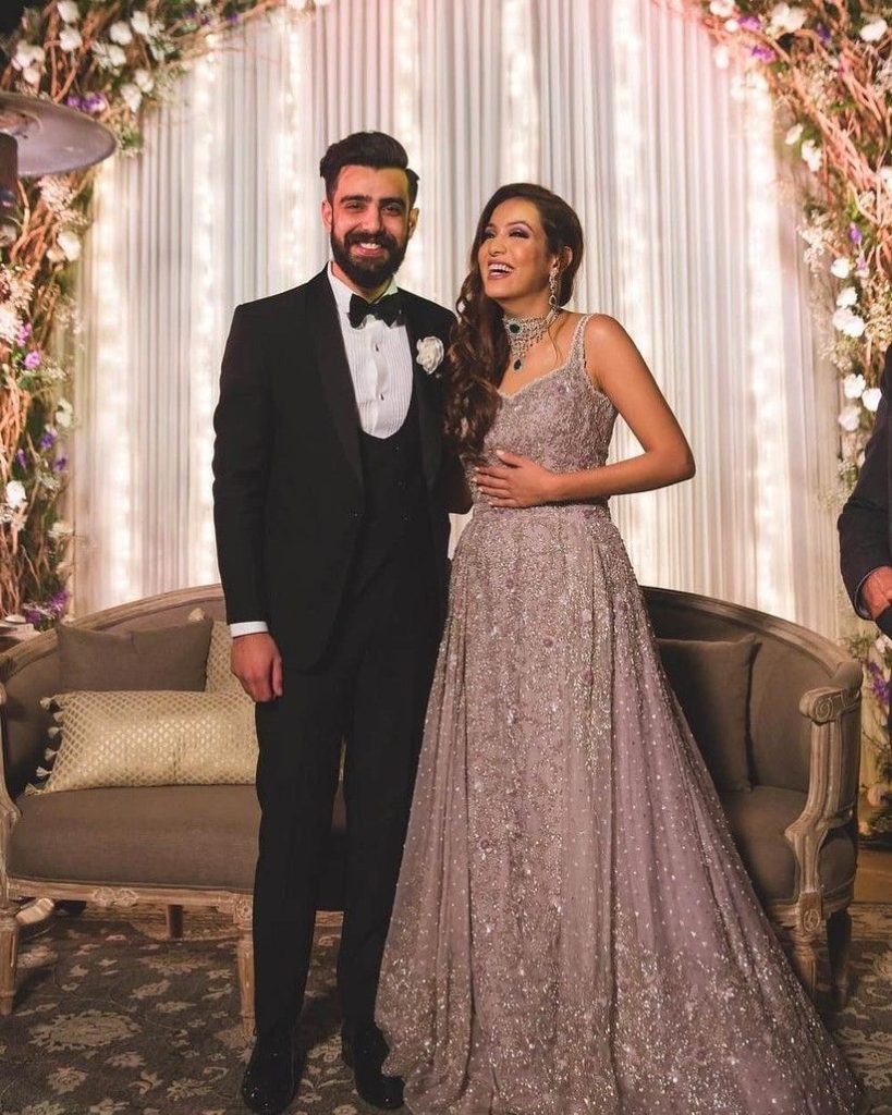 What to Wear to an Indian Engagement Party? 13 Guest Outfits