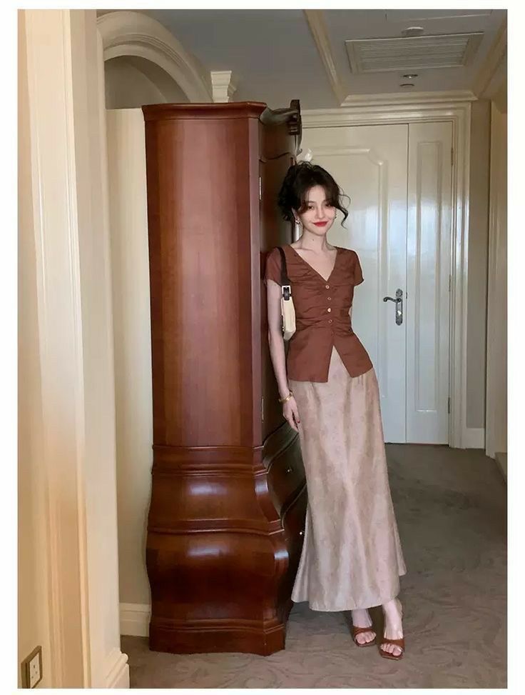 20 Best Outfits for Libra Women to Have in Their Wardrobes